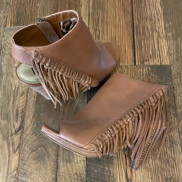 Reba | Shoes | Reba Leather Fringe Heel 6 | Poshmark